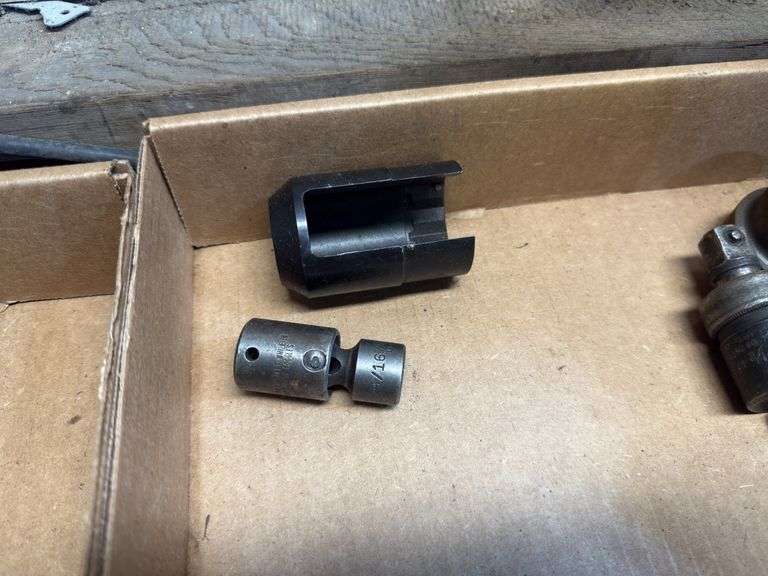 Assorted Snap On Sockets, Adapters, Swivels - Hamilton-Maring Auction Group