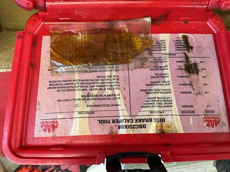 Mac Tools Disc brake caliper tool - Located upper - Hamilton-Maring ...