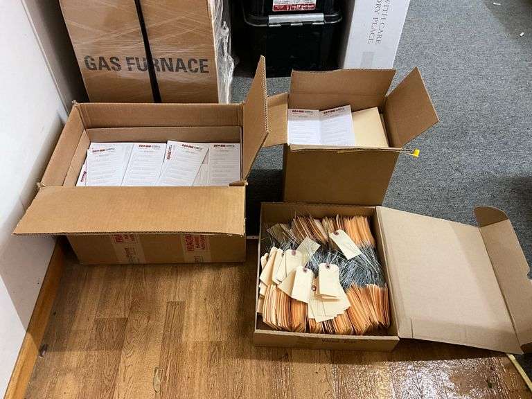 2 boxes of scratch paper pads & box of wire tags - Hamilton-Maring ...