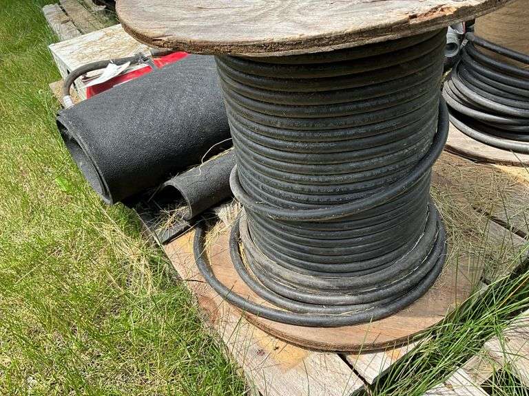 100 Amp Electric Box, Fuel Line Hose, Air Cylinder, Mats, Fire ...