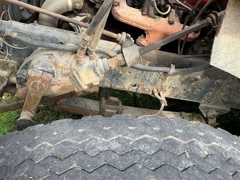 1977 IH Loadstar 1700 Single Axle Truck, Miles Read 024528, 5+2 Transmi ...