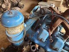 Wisconsin 4 Cylinder Air Cooled Gas Engine With Hydraulic Pump Mounted ...