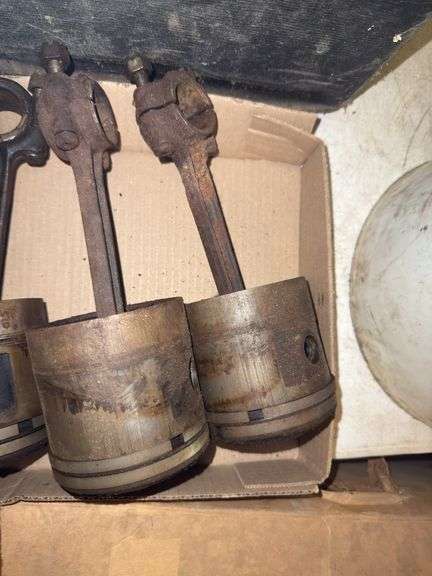 (4) Model A/T Used Pistons And Rods - Hamilton-Maring Auction Group