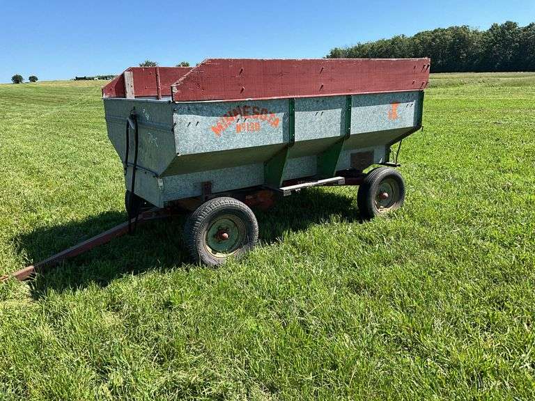 Minnesota #130 Bushel Grain Wagon - Hamilton-Maring Auction Group