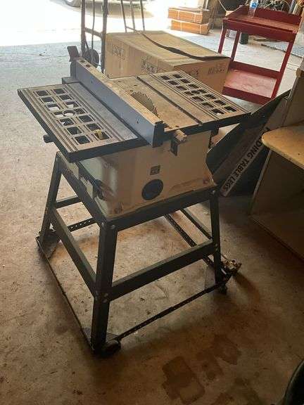 Pro tech table saw on stand - Hamilton-Maring Auction Group