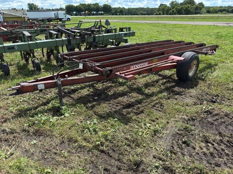 Hesston #30 Pull Type Stack Mover, 16', Single Axle - Hamilton-Maring ...