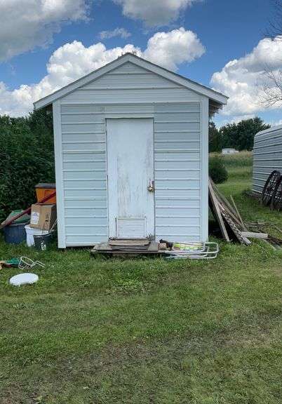building : 8ft x 8ft x 8ft side walls x 10ft to peak; we can help load ...
