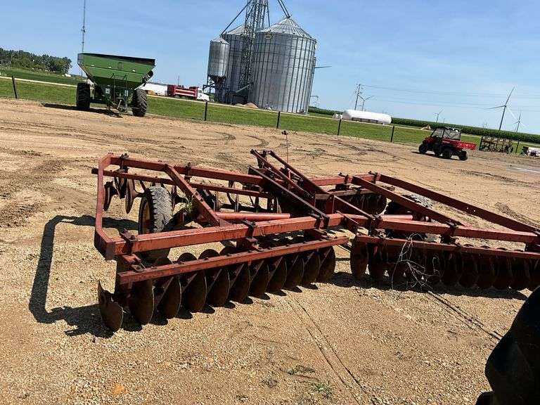 Massey Ferguson 12ft Disk - Hamilton-Maring Auction Group