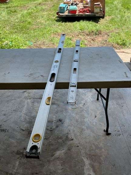 6ft stanley level & 4ft level - Hamilton-Maring Auction Group