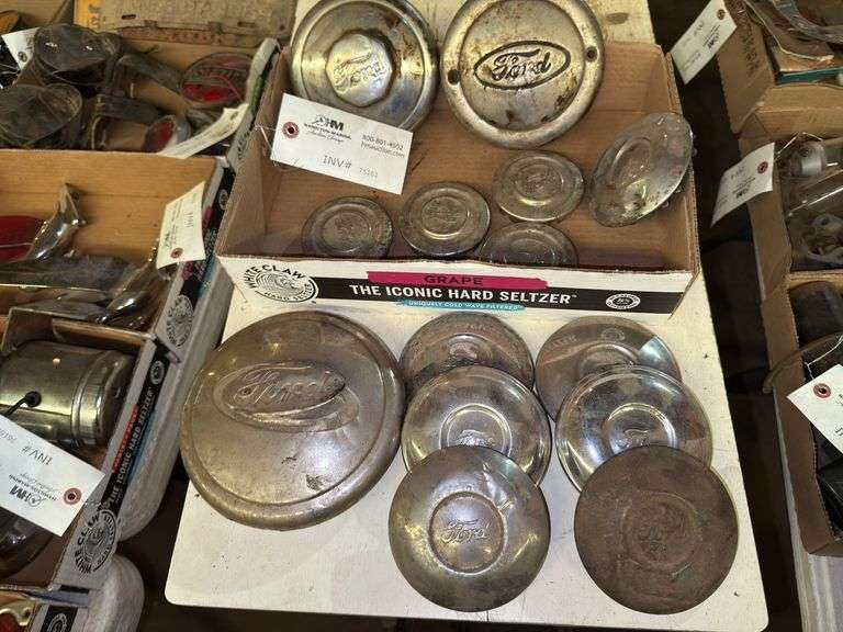 Ford Wheel Center Caps some for Ford Model T/A - Hamilton-Maring ...
