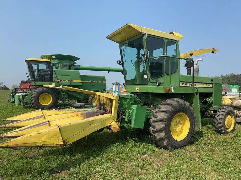 John Deere Model 5400 Self Propelled Forage Harvester, 4,887 Hours, 4x4 ...