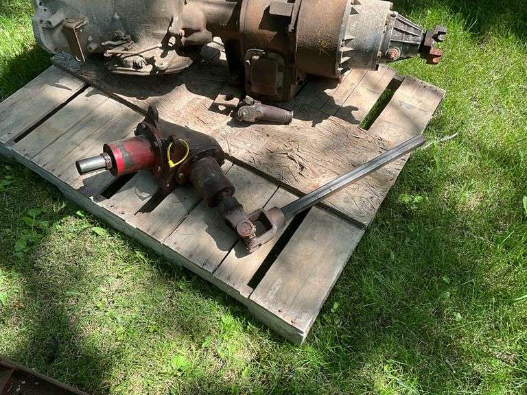 PTO gear box - Hamilton-Maring Auction Group
