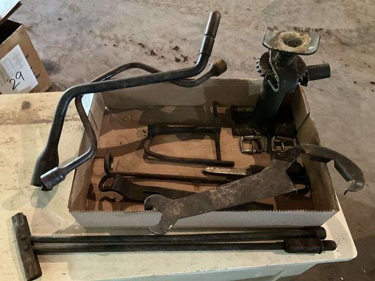 Automotive Tools,Jack,Engine Ctprank for Vintage Automobiles - Hamilton ...