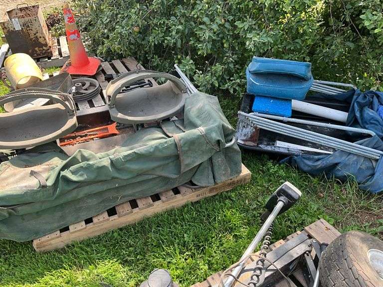 (2) Sled Style Ice Fish Houses - Hamilton-Maring Auction Group