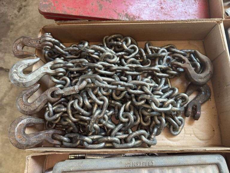 (2) Log Chains, (2) Extra Chain Hooks - Hamilton-Maring Auction Group