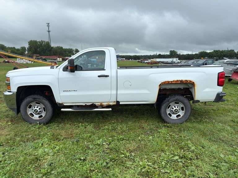 2016 Chevy 2500 HD, Regular Cab Long Box, 151,392 Miles, 4x4, Auto, Ag ...