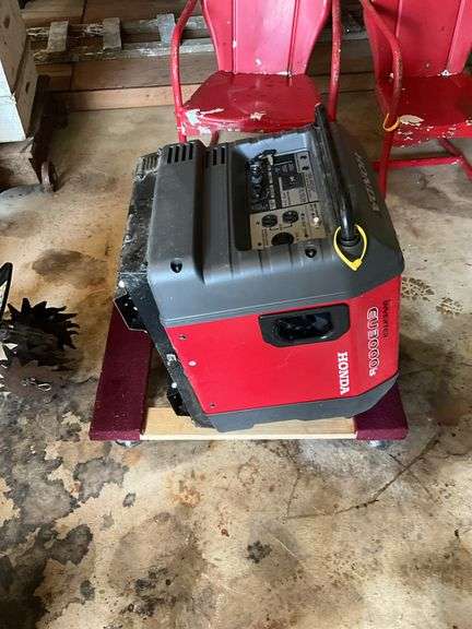 Honda EU3000 IS generator ** 4 stall shed - Hamilton-Maring Auction Group