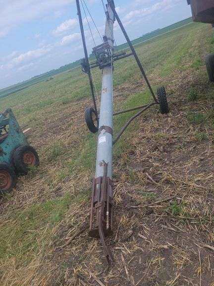 7"x24' Grain Auger on Transport, EMD Drive with No Motor - Hamilton ...