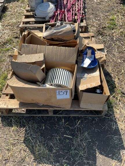 Pallet Containing Large Assortment of Econ Cool Control Boxes ...