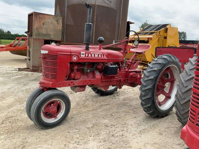 1942 Farmall H, runs/drives, good tires, lights work; M&W 9 speed; shut ...