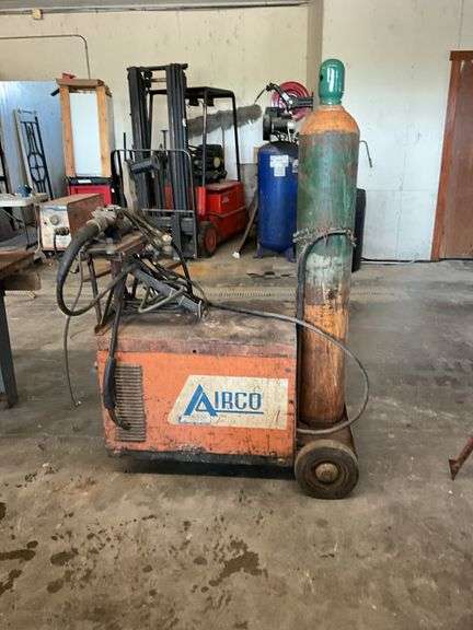 Airco wire feed welder, 250Amp, w/tank, on wheels. Works - Hamilton ...