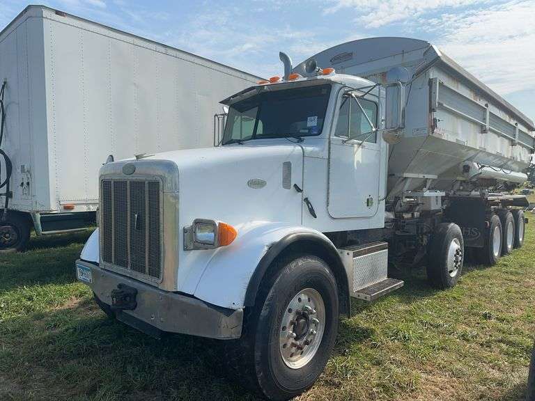 2000 Peterbilt 357 Straight Truck Fertilizer Tender, Tyler 24 Ton Dry F ...