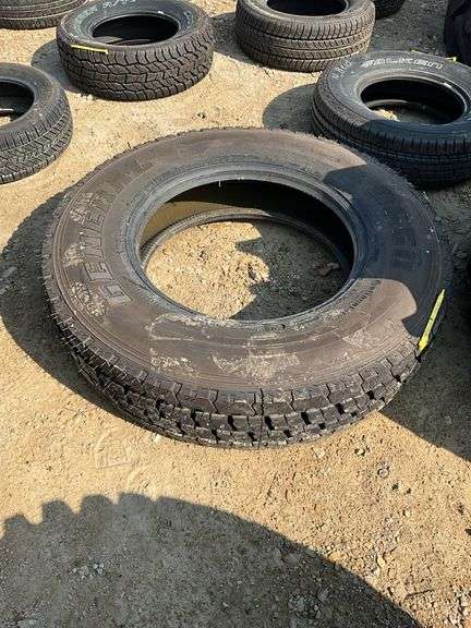 (1) New 11Rx24.5 General D660 truck tire - Hamilton-Maring Auction Group