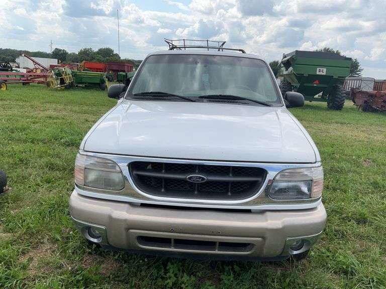 2001 Ford Explorer, Eddie Bauer Edition, 5.0 V8, Automatic, 4x4 ...
