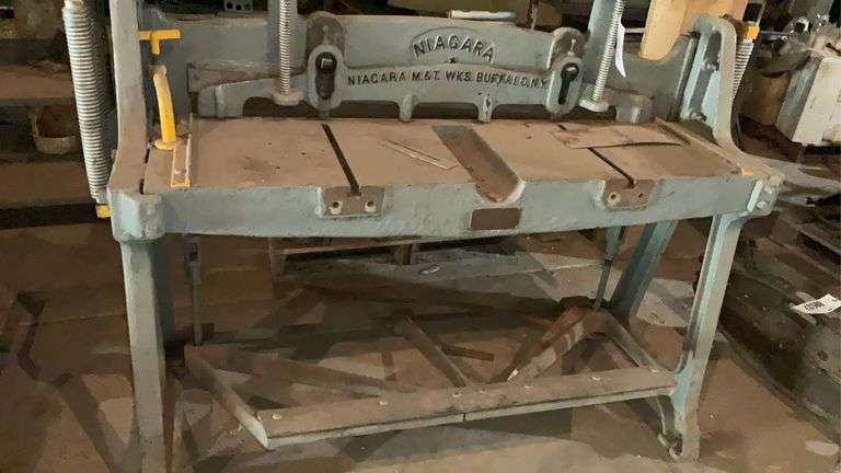 Niagara Sheet Metal Shears - Hamilton-Maring Auction Group