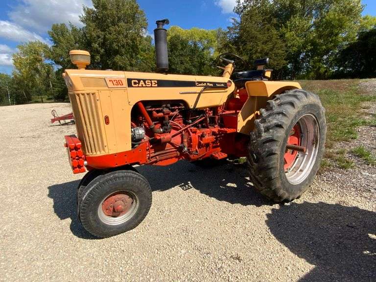 · Case 730 Tractor, Comfort King, NF, Gas, 3pt, 540 PTO, 2 hyds, 339 ...