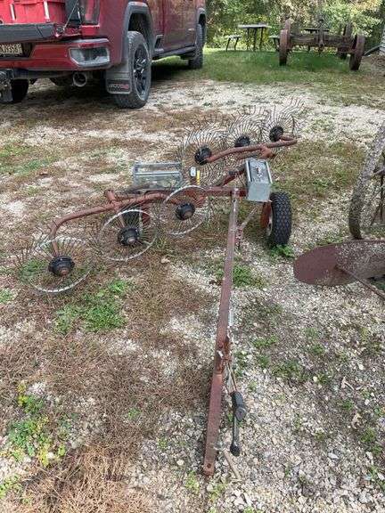Estate rake - Hamilton-Maring Auction Group
