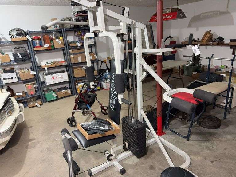 Weider combination, weightlifting bench/Exercise machine (located ...