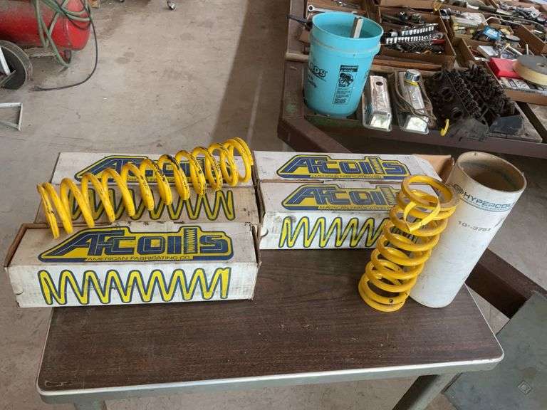 6 Race car springs - Hamilton-Maring Auction Group