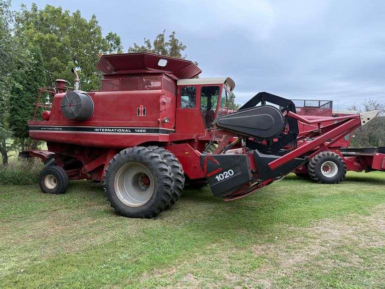 1980 International 1460 Combine, 18.4x38'' Tires and Duals, Hydro ...