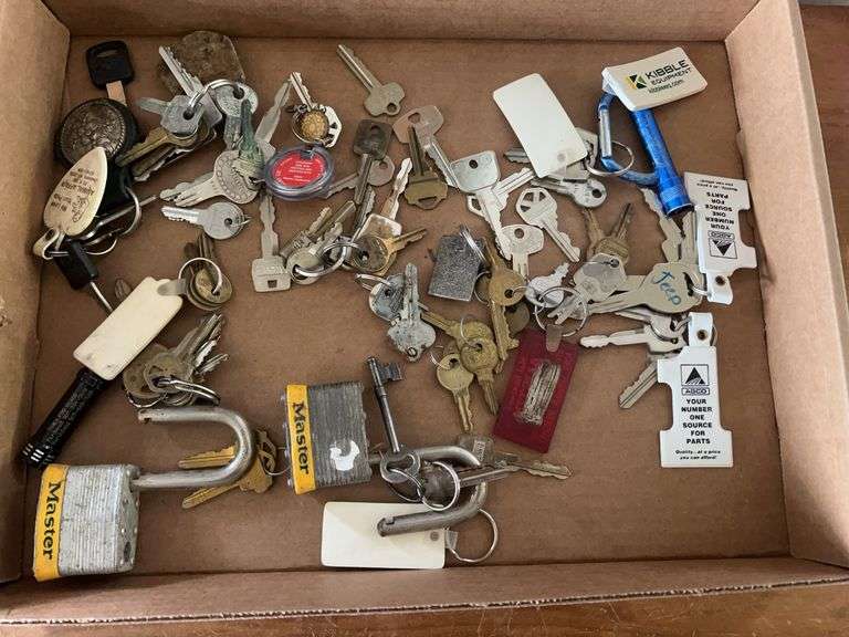 Flat Containing Assorted Keys and Padlocks - Hamilton-Maring Auction Group