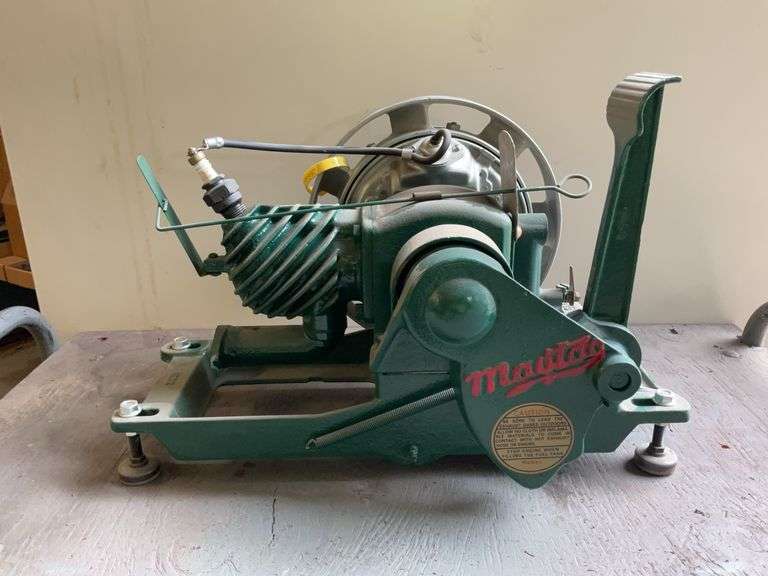 Maytag engine Model 92 Serial number 73720? - Hamilton-Maring Auction Group