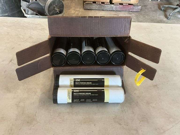 7 tubes of Case IH grease - Hamilton-Maring Auction Group