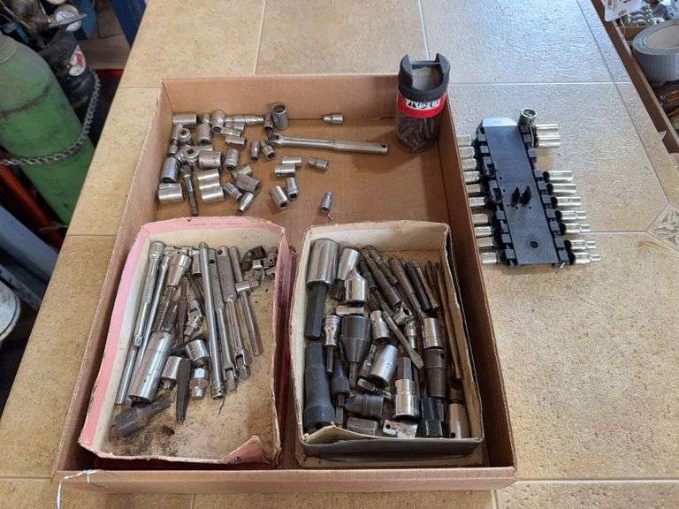 1/4” Drive Sockets, Breaker Bars, Driver Bits - Hamilton-Maring Auction ...