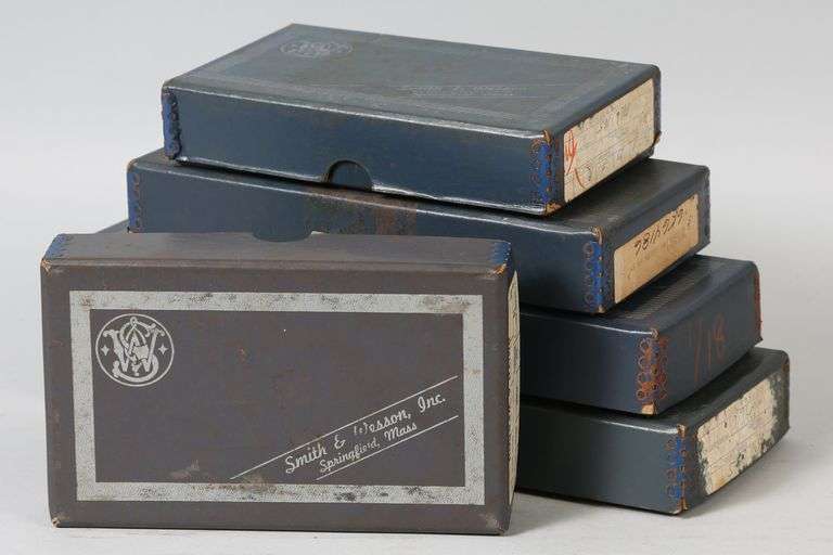 5 Smith & Wesson Handgun Boxes - Montrose Auction, Inc