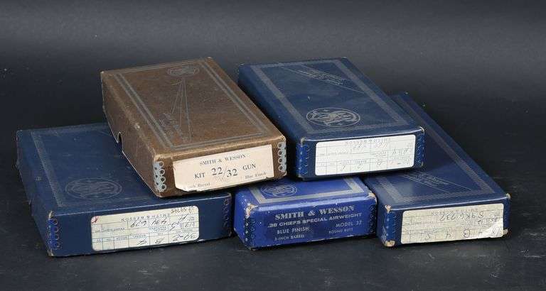 5 Smith & Wesson Handgun Boxes - Montrose Auction, Inc