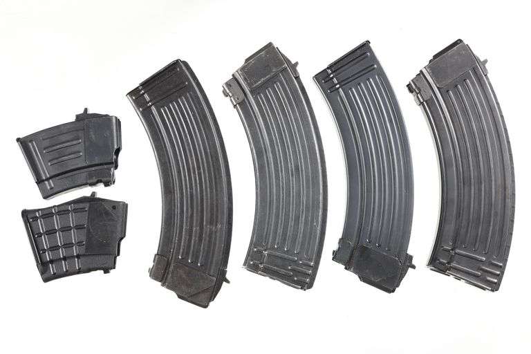 6 AK-47 Magazines - Montrose Auction, Inc