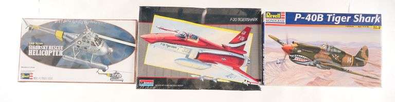 3 Model plane kits - Montrose Auction, Inc