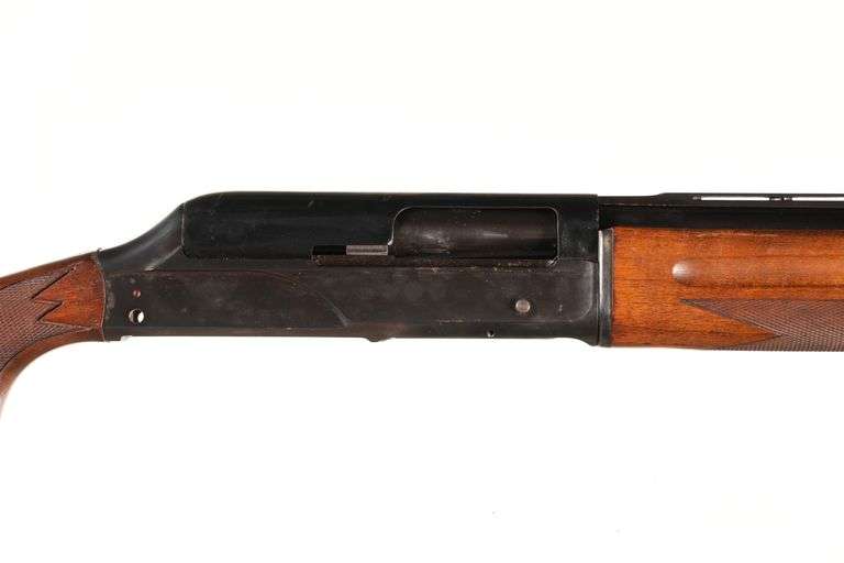 Breda Semi Auto Semi Shotgun 12 GA - Montrose Auction, Inc