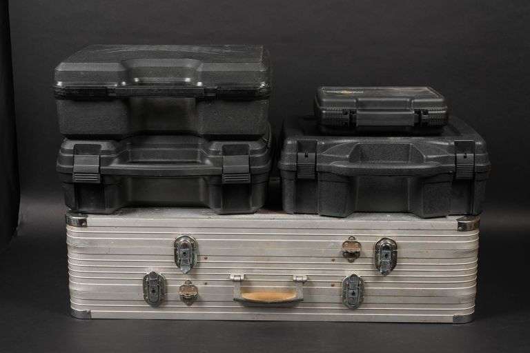 5 Hard Cases (Local Pickup) - Montrose Auction, Inc