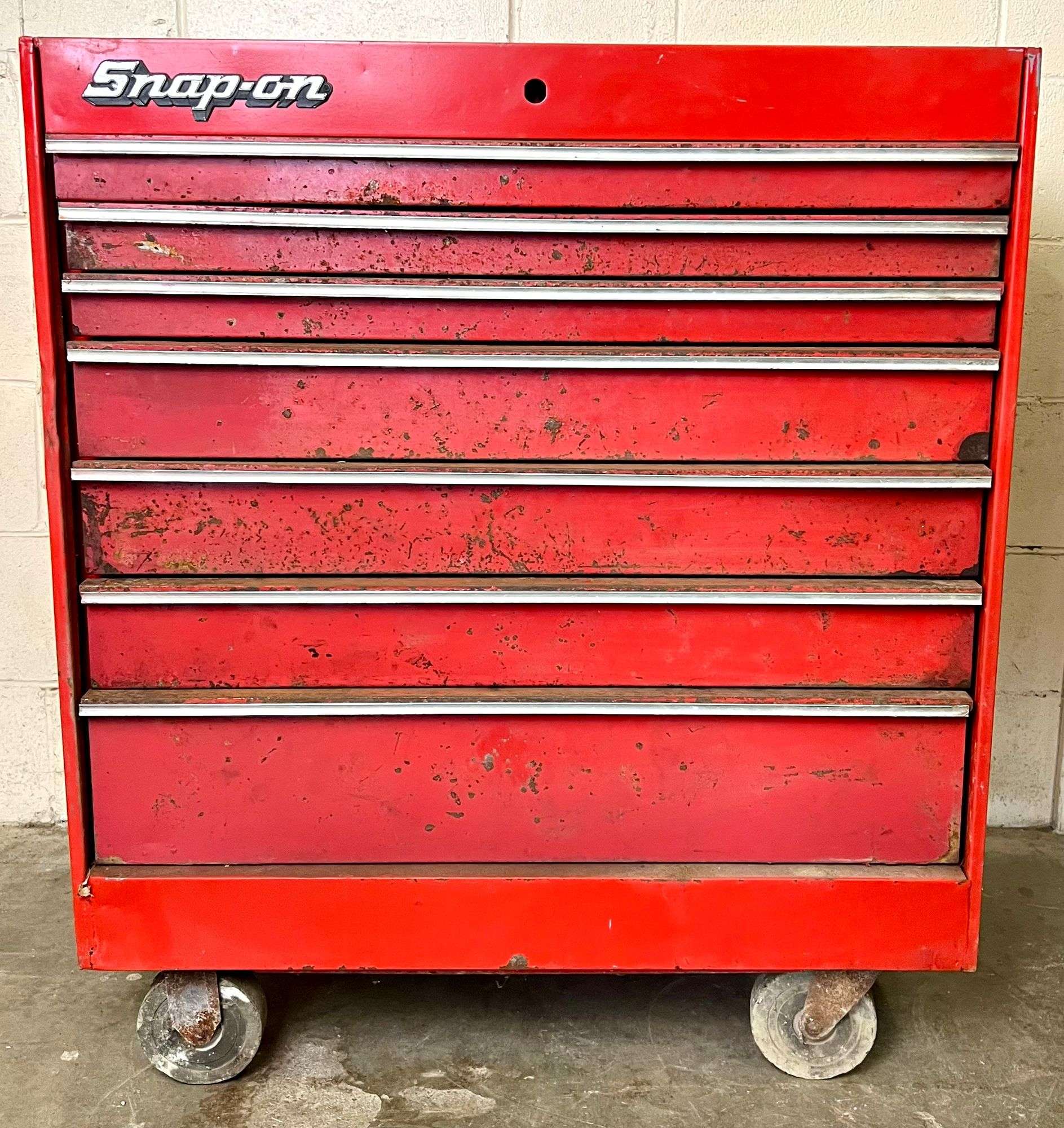 Vintage Snap On 7 Drawer Rolling Tool Box Chest Cabinet KR 557E w Contents Mantle Auctioneer
