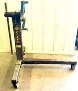 NAPA Fleet Engine Stand - Mantle Auctioneer