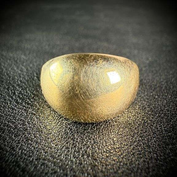 14K Yellow Gold Ring - Mantle Auctioneer