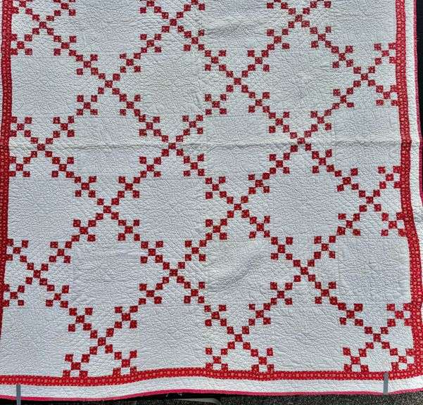 Vintage Red & White Irish Chain Hand Stitched Quilt - Mantle Auctioneer