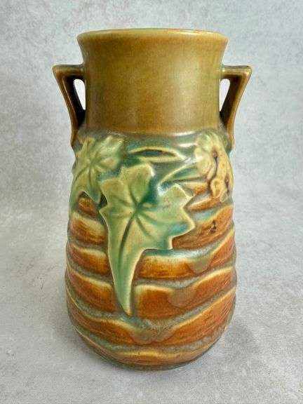 Roseville Pottery Brown Luffa Vase 683 - Mantle Auctioneer