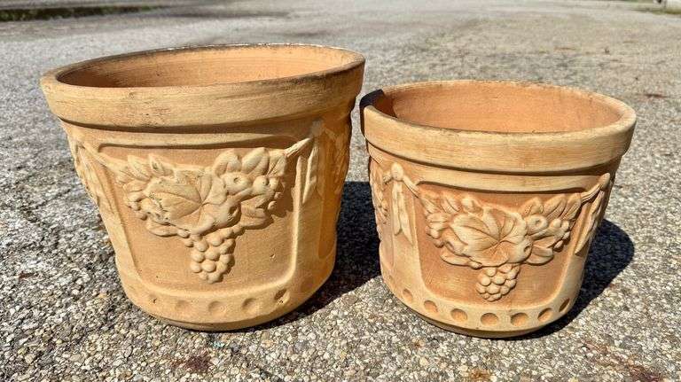 Pair Robinson Ransbottom Pottery R.R.P. Co. Planters Pots - Mantle ...